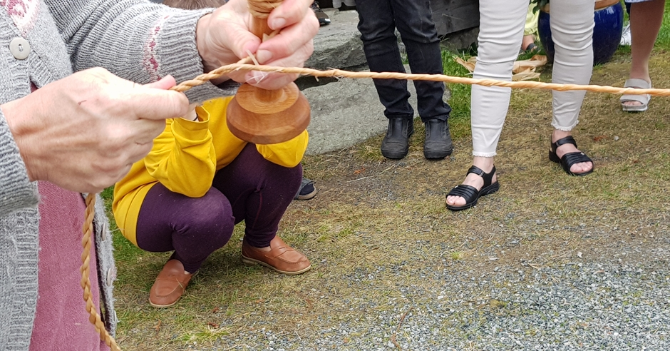 Lindebast taug og splitting av selje - Andre arrangement