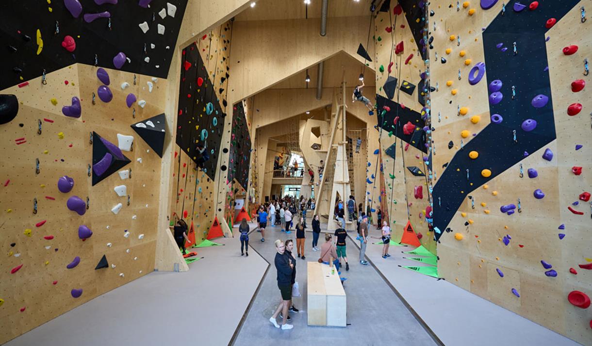 Høyt Under Taket Skien - Klatresenter in Skien, Skien - Skien